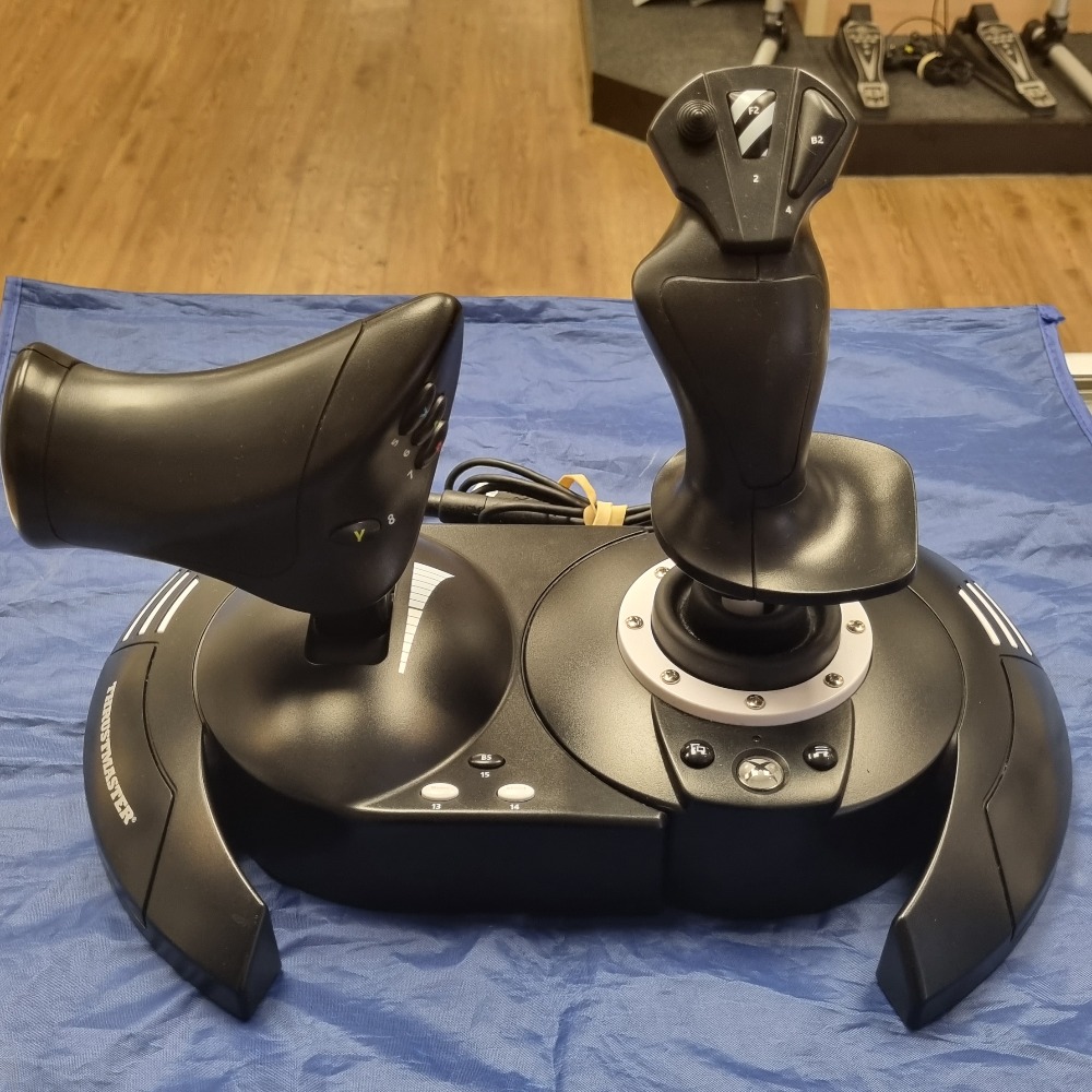 Pre-owned Thrustmaster T.Flight Hotas One - Joystick and Throttle ...
